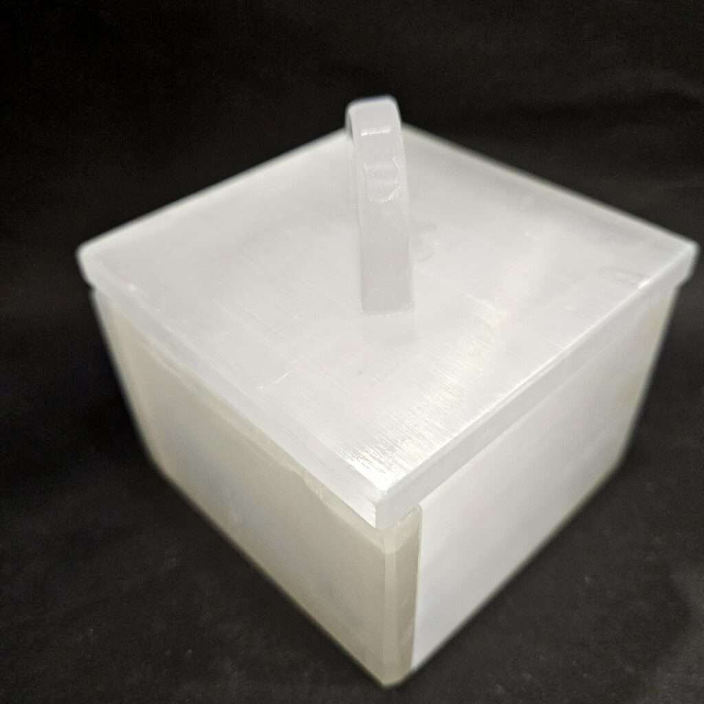 Selenite cleansing box - 3inches - 1pc - Moksa